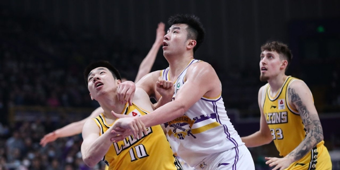 孙铭徽24+14胡金秋25分 广厦加时险胜北控_手机新浪网