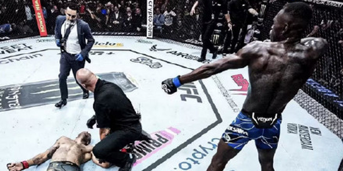 黑龙KO佩雷拉 重夺UFC中量级冠军腰带_手机新浪网