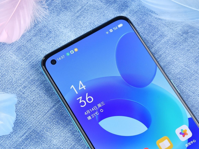 炫彩配色，轻薄手感 OPPO A95真机图赏_新浪图片
