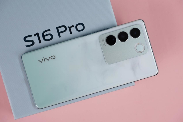 后壳质感堪比玉石！vivo S16 Pro图赏_新浪图片
