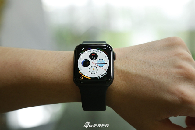 Apple Watch 4代评测：除了表带没变 其他全变了_手机新浪网