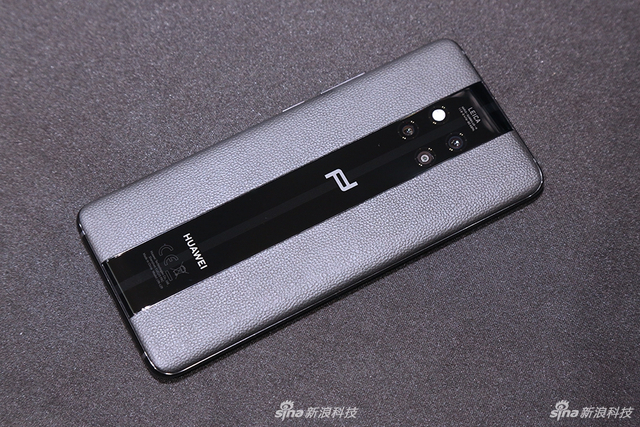 Mate20 RS保时捷设计实拍：金属 玻璃 皮革的碰撞_新浪图片