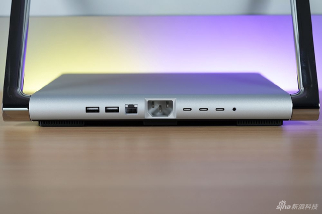 Surface Studio 2+开箱图赏：外观很时尚 内“芯”小动荡_新浪图片