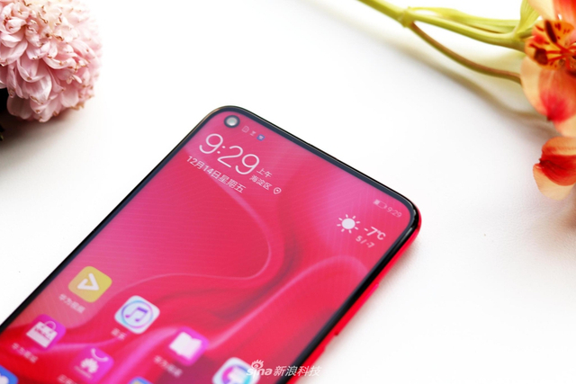 华为nova 4真机图赏：首发4800万像素拍照 前置极点屏_新浪图片