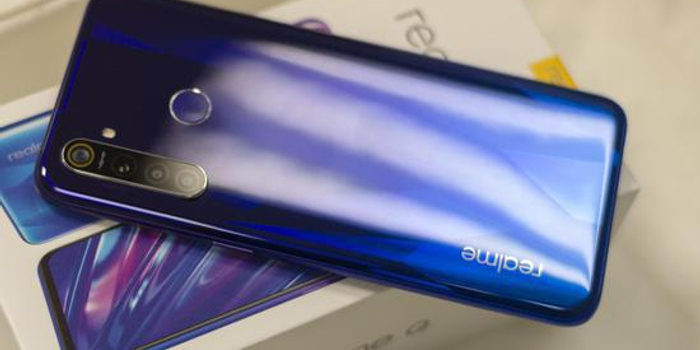 realme Q评测：不折不扣的“模板”千元机_手机新浪网