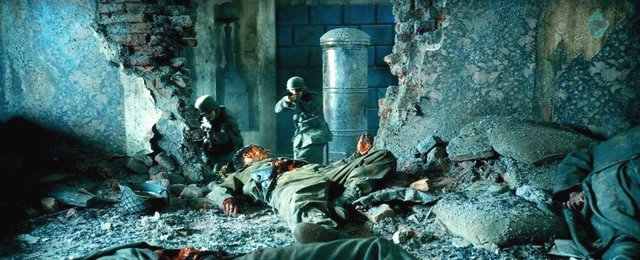 打巷战可不是枪战：大炮一层一层楼炮击，绝对不进狭窄街区_手机新浪网