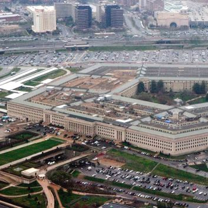 美完成新版军事战略：视中俄为对手 强调加强情报侦察_手机新浪网