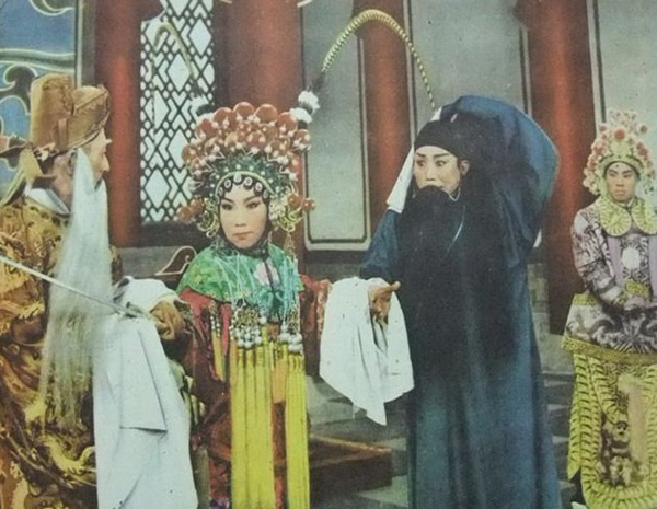 淮剧宗师筱文艳版“秦香莲”再现舞台，习武从军亲斩陈世美_新浪新闻