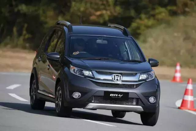 本田BR-V横空出世 大空间准7座SUV竟然不到12万 就问H6们怕不怕！