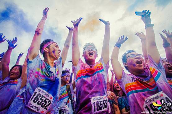 沪跑团X汰渍约跑9 月24日上海TheColorRun，刷爆最炫街头风！|洗衣|汰渍|上海_新浪新闻