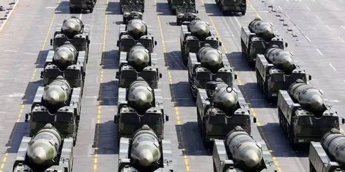 中国DF26到底有多强？美媒称100枚导弹落下无可匹敌_手机新浪网