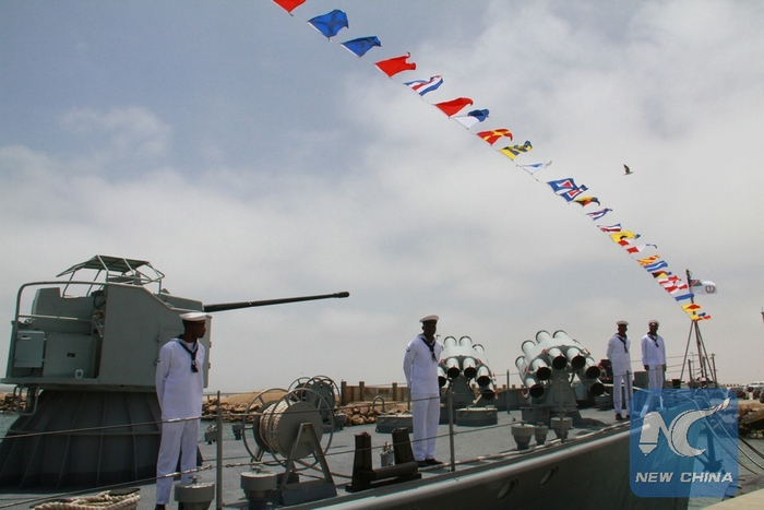 中国两艘037猎潜艇加盟纳米比亚