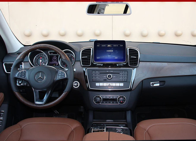 奔驰GLS 320 4MATIC上市 售102.8万元