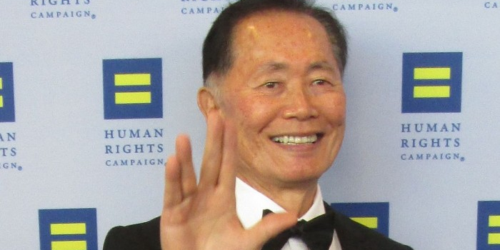 《星际迷航》男星乔治·竹井被控性侵 当事人回应：子虚乌有_手机新浪网