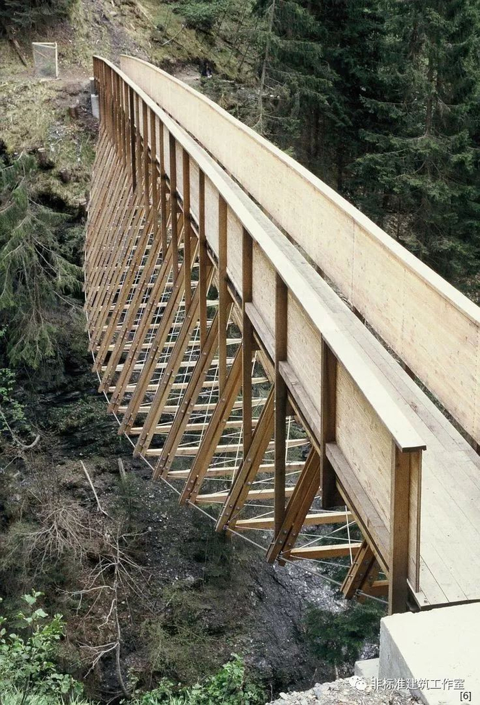 最后的最后，“他”还是和“他”走到了一起|框架|桁架|步道_新浪新闻