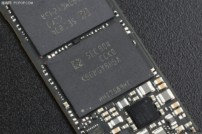 全新主控 颗粒升级！三星970系列SSD带来更强性能