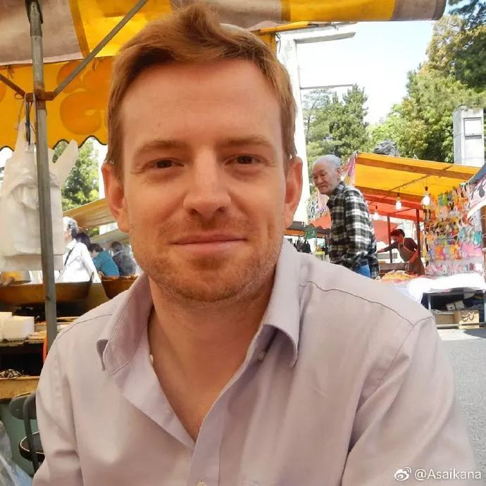 “声音好色情哦！再来一遍！”堂堂“渣叔”竟被一个男人苏到把持不住|翻译专业|色情|声音_新浪新闻