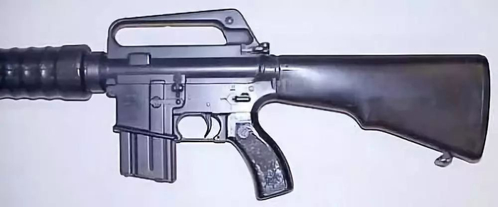 越南警方在本国搜出92式手枪？原来中国造在海外竟如此之多｜轻武专栏