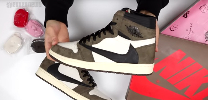 粉鞋带的 Travis Scott x AJ1 有点好看！完整细节曝光，四月底发售