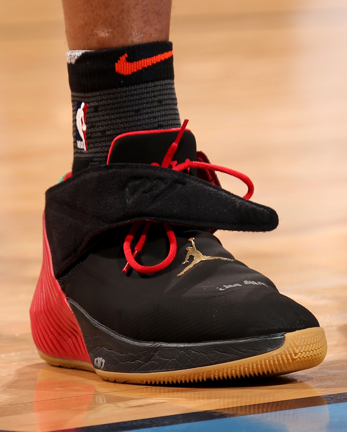 威少赛场上脚 Jordan Why Not ZERO.1 黑人月配色！