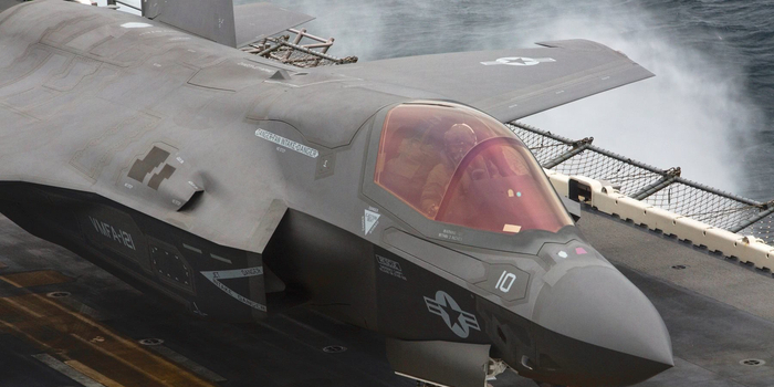 F35B刚现身东海 中国大批战机就起飞 歼20压阵_手机新浪网