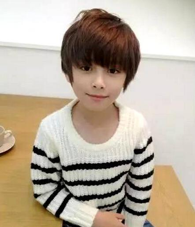 盘点那些红遍全球的混血萌娃_新浪图片