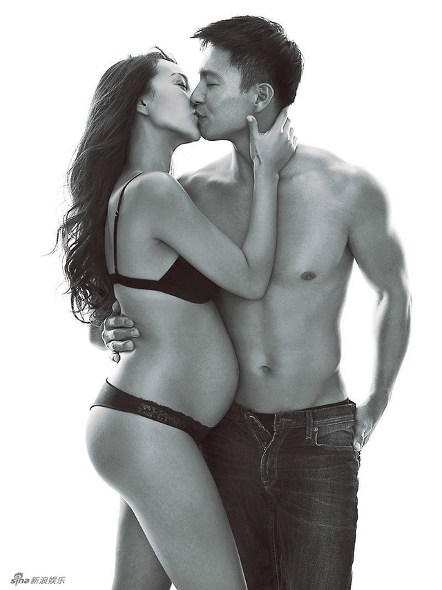 Jessica C.挺肚拍全裸写真 与安志杰亲吻_新浪图片