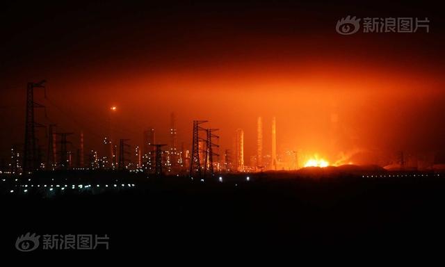 福建漳州px项目爆燃 解放军出动防化部队救援 手机新浪网