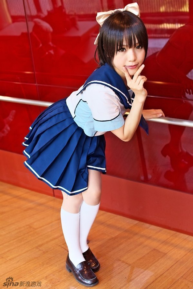 恋爱游戏《love plus》女主角高岭爱花COS_新浪图片