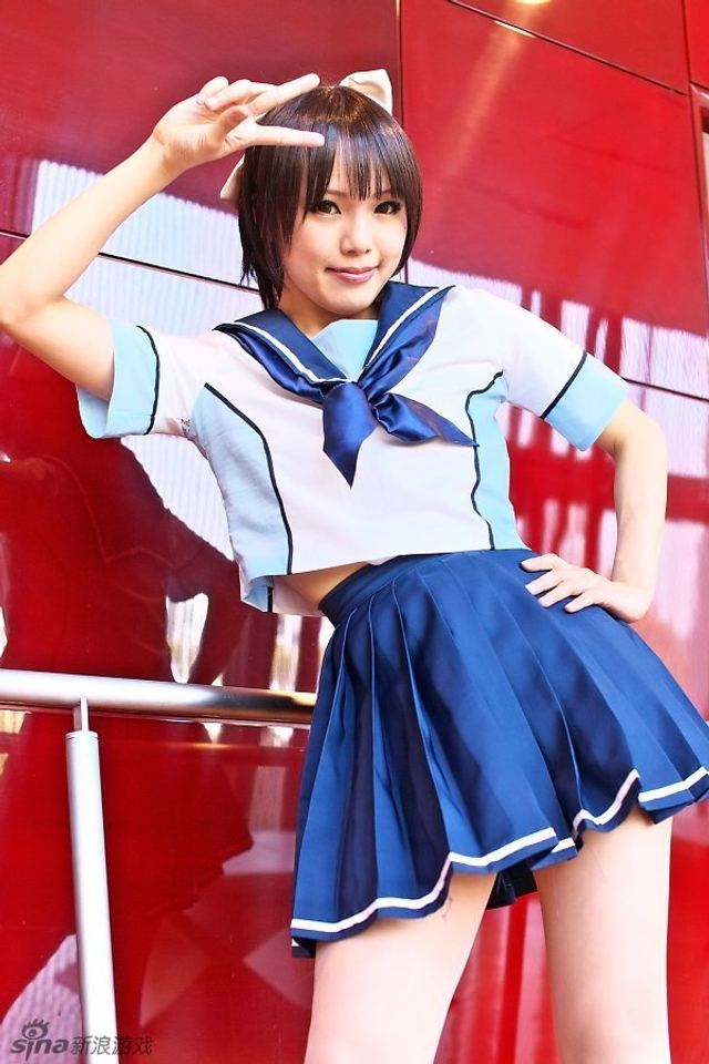 恋爱游戏《love plus》女主角高岭爱花COS_新浪图片