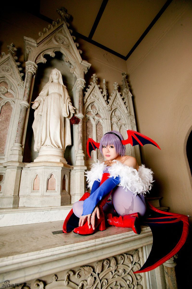 《恶魔战士》莉莉丝的COSPLAY高清组图_新浪图片