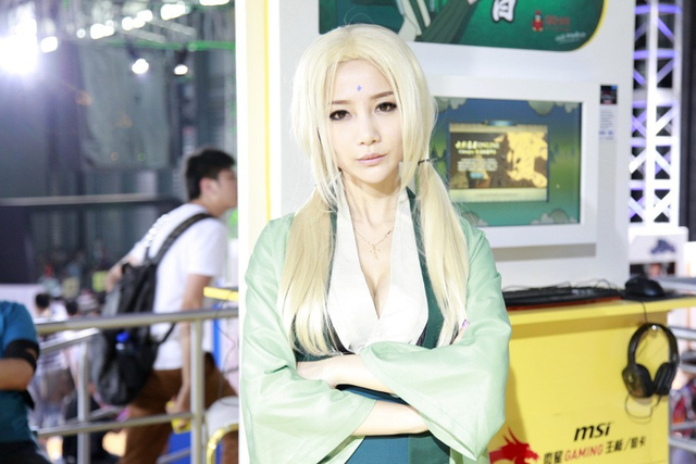 LOL美女解说伊芙蕾雅现身CJ cos照曝光_新浪图片