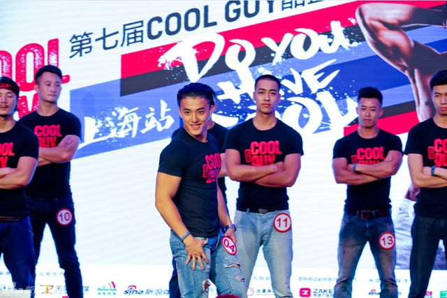 COOLGUY酷盖全国海选上海站 酷盖沙滩秀热情难挡_手机新浪网