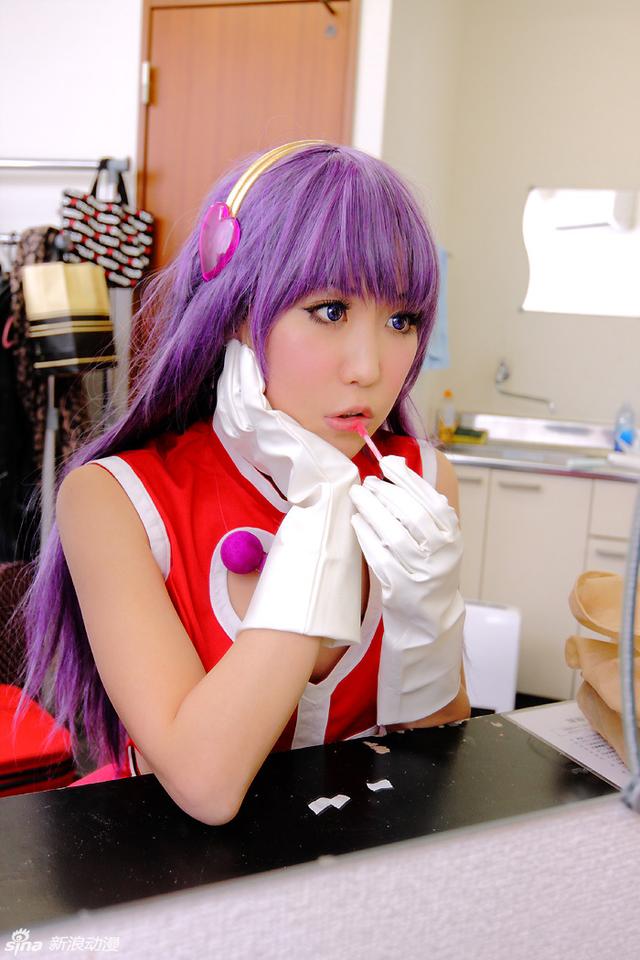 短裙美腿心形诱惑，KOF麻宫雅典娜COS_新浪图片