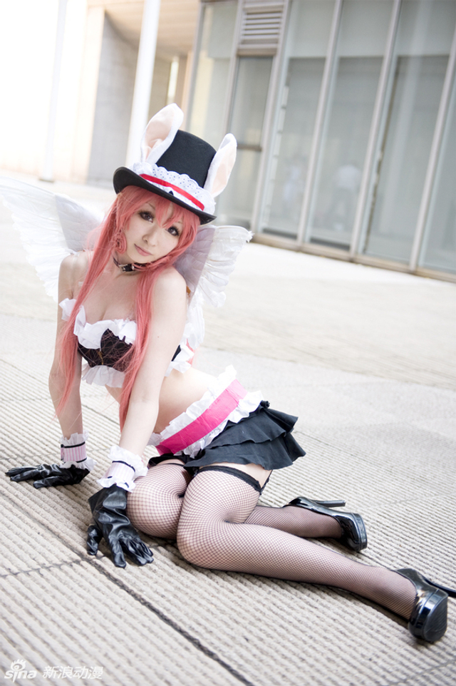 黑丝皮鞭兔耳比基尼，死神原来也这么性感_新浪图片