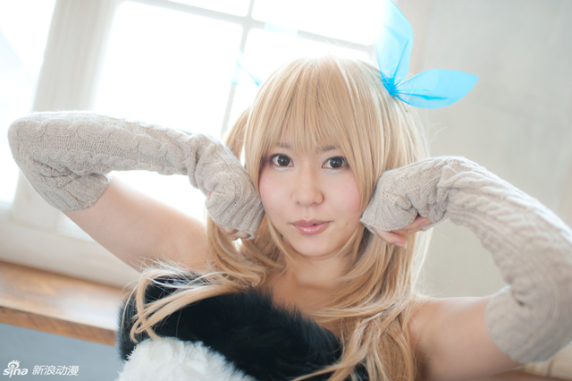 台湾之光 “OS娘”蓝泽光，萌化拟人小性感COS_新浪图片