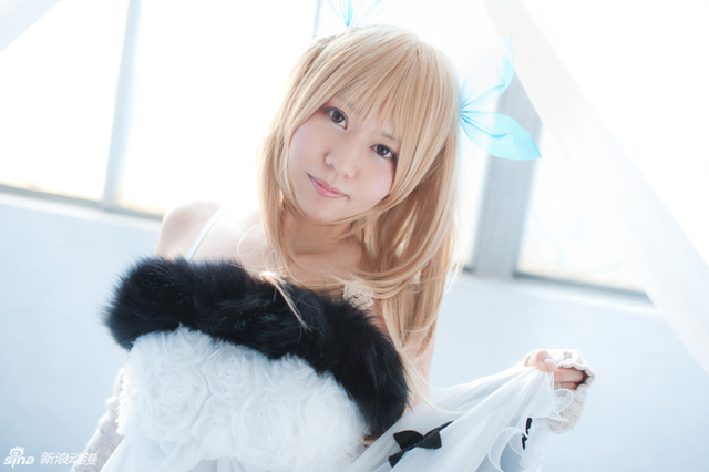 台湾之光 “OS娘”蓝泽光，萌化拟人小性感COS_新浪图片