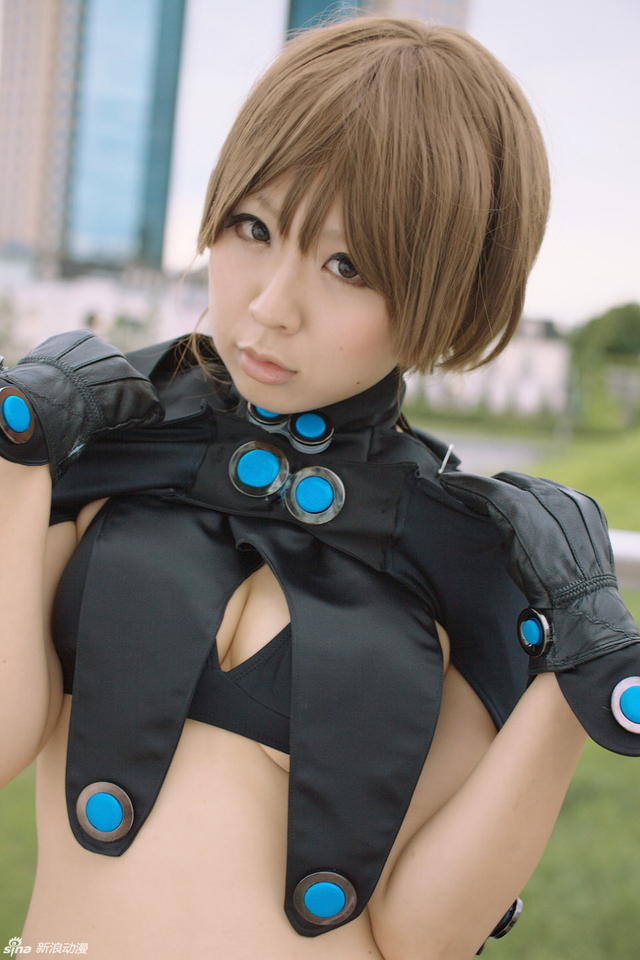 杀戮都市Gantz岸本惠，超性感镂空装扮COS_新浪图片