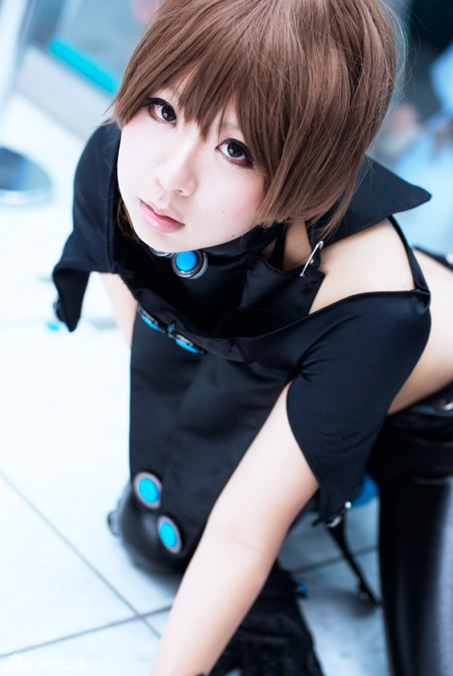 杀戮都市Gantz岸本惠，超性感镂空装扮COS_新浪图片