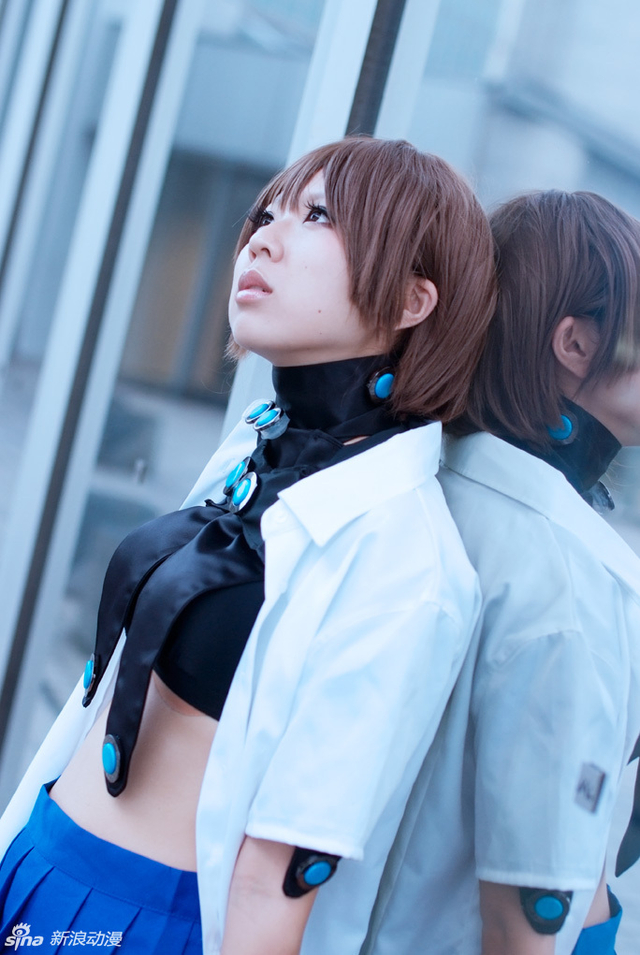 杀戮都市Gantz岸本惠，超性感镂空装扮COS_新浪图片