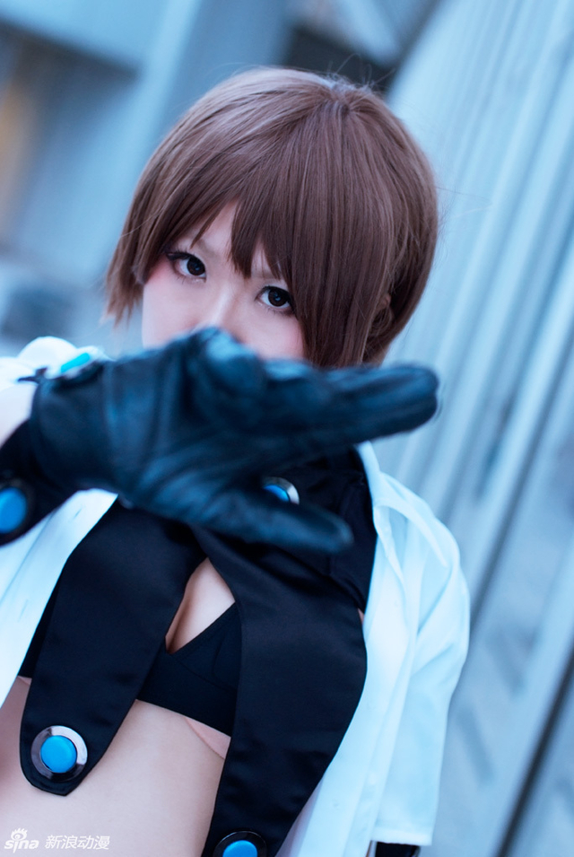 杀戮都市Gantz岸本惠，超性感镂空装扮COS_新浪图片