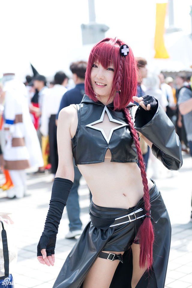 c82清凉性感风格cos欣赏，美腿美胸周末福利_新浪图片