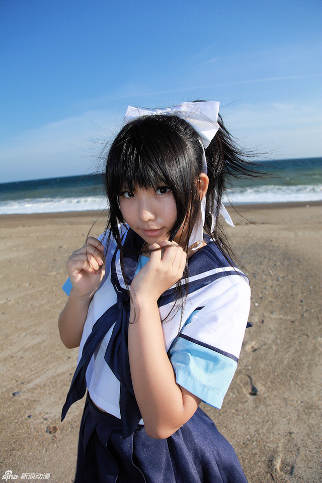 清纯靓丽小露性感，enako COS爱相随高岭爱花_新浪图片