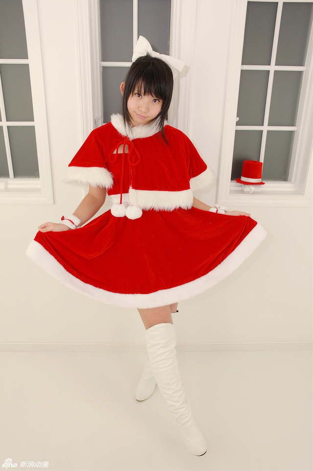 清纯靓丽小露性感，enako COS爱相随高岭爱花_新浪图片