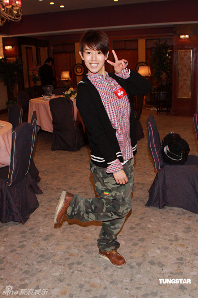 幻灯《团圆》开机 吴卓羲徐子珊不敌气候患病_新浪图片