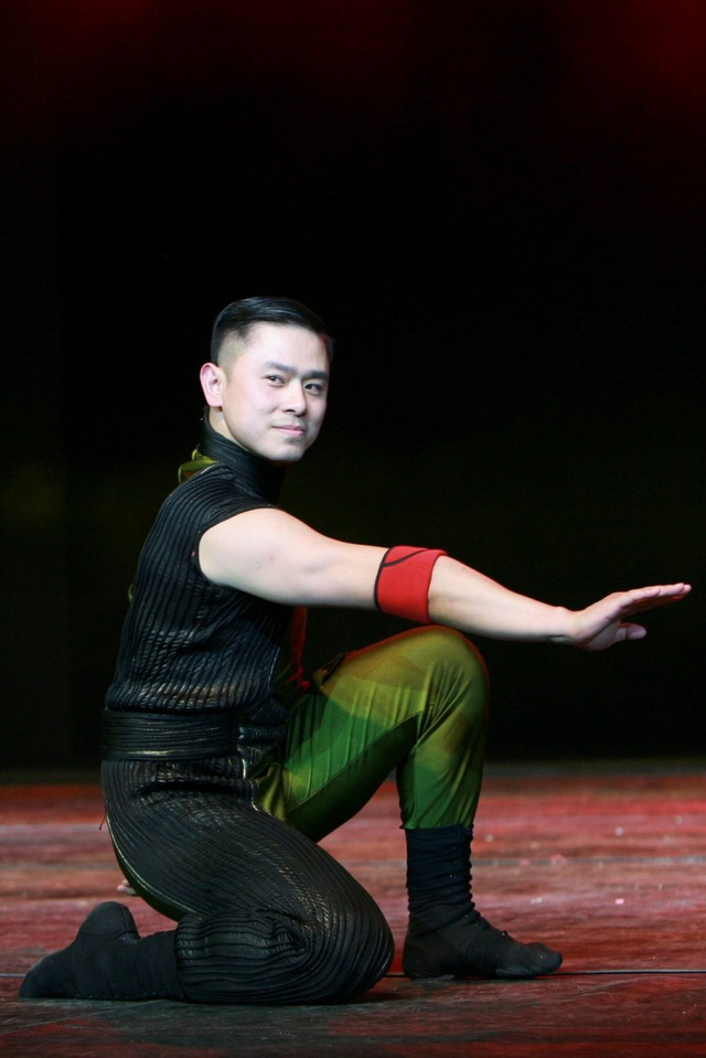 2012双拥晚会演出阵容_新浪图片