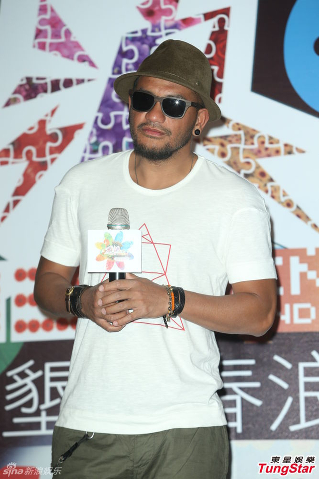 陈绮贞结婚无着落 张震岳猛健身晒黑炭_手机新浪网