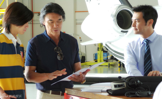 连凯四度合作金牌导演 海外拍摄广告大片_新浪图片