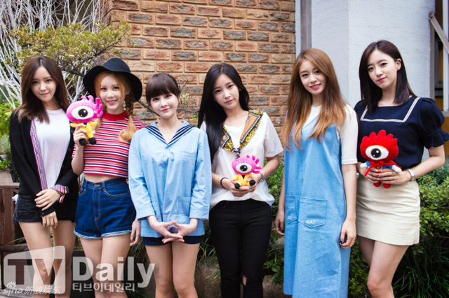 对话韩团T-ara 喜欢周杰伦期待合作tfboys_手机新浪网