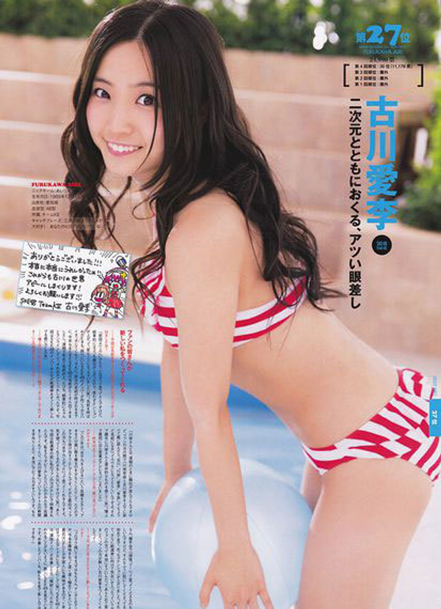 日本萝莉美少女团体AKB48泳装秀_新浪图片